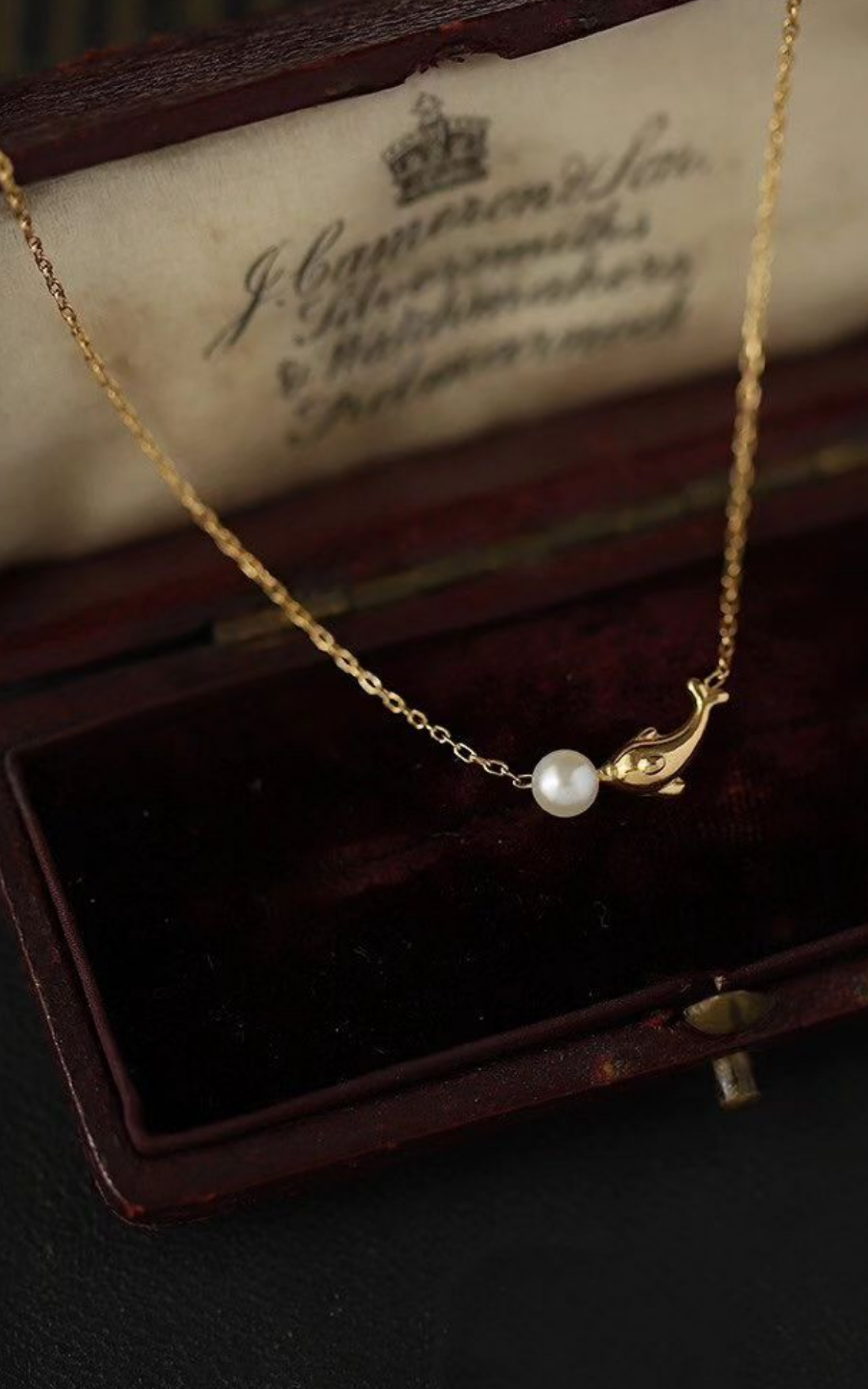 Dolphin Pearl Necklace – Hira Jewellery